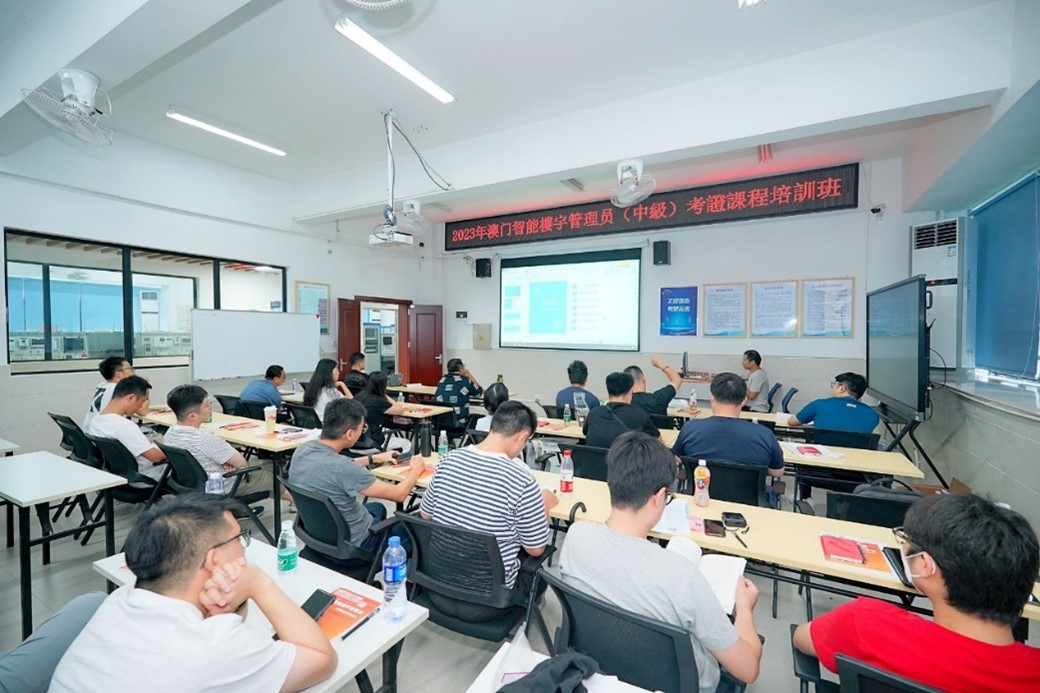 [新聞稿]【就業改善】勞工局今年首8月助9,356本地居民獲聘 相等去年總數1.5倍